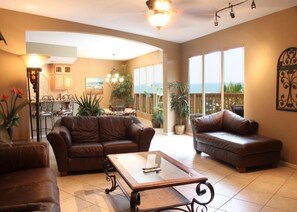 Port Royal Ocean Resort & Conference Center Reviews, Deals & Photos ...