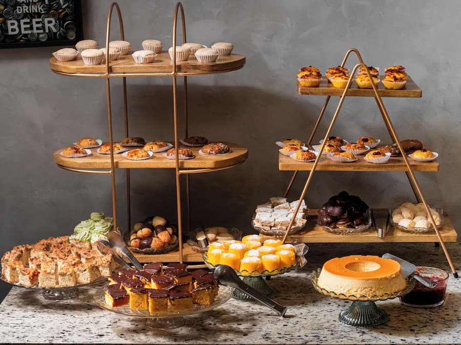 Buffet de pequeno-almoço