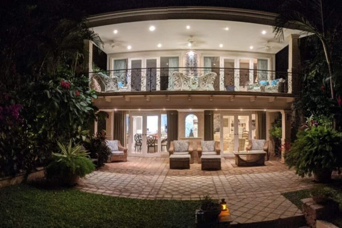 Villa Estrella De La Costa | Cofres nos quartos, ferros/tábuas de passar roupa, Wi-Fi de cortesia