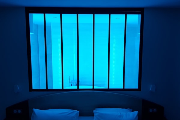 Suíte luxo | Frigobar, cofres nos quartos, individualmente decorados, escrivaninha