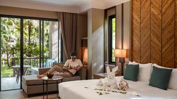 Grand Garden Pavilion - Free Airport Shuttle | Minibar, cofre no quarto, secretária, cortinas/cortinados opacos