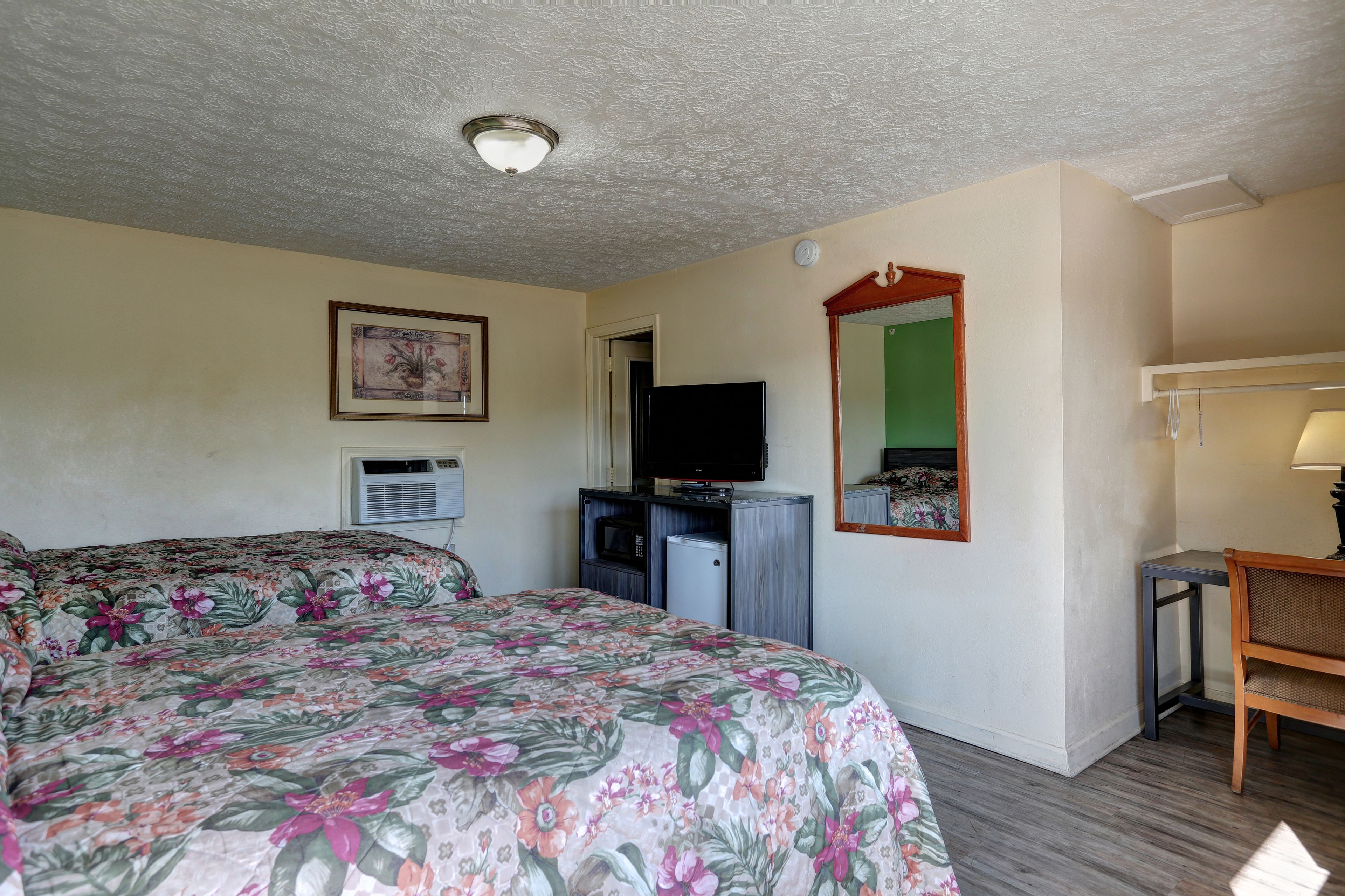 Drake Inn Reviews, Deals & Photos 2024 - Expedia