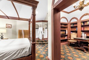 Quarto, para não fumantes | Roupas de cama premium, ferros/tábuas de passar roupa, Wi-Fi de cortesia