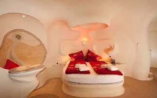 Roupa de alta qualidade, minibar, cofre no quarto