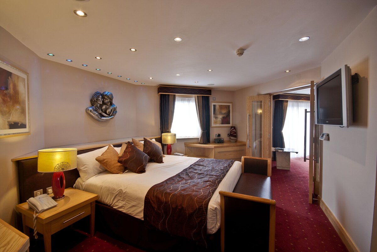 The Suites Hotel & Spa Knowsley - Liverpool by Compass Hospitality ...