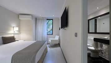 Quarto família | Frigobar, cofres nos quartos, escrivaninha, quartos à prova de som