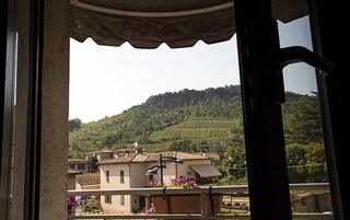 Quarto Individual | Minibar, cofre no quarto, secretária, quartos insonorizados 