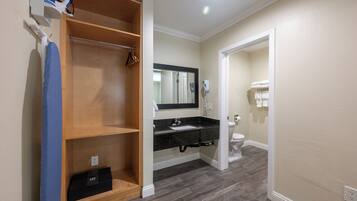 Quarto Superior, 2 camas queen-size | Com mobília individualizada, quartos insonorizados