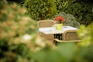 Área para churrascos e piqueniques