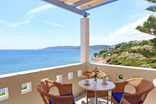 Sea Breeze Apartments Chios - Хиос