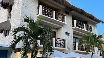 Fachada da propriedade