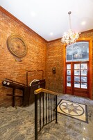 Cadeira de rodas para os clientes