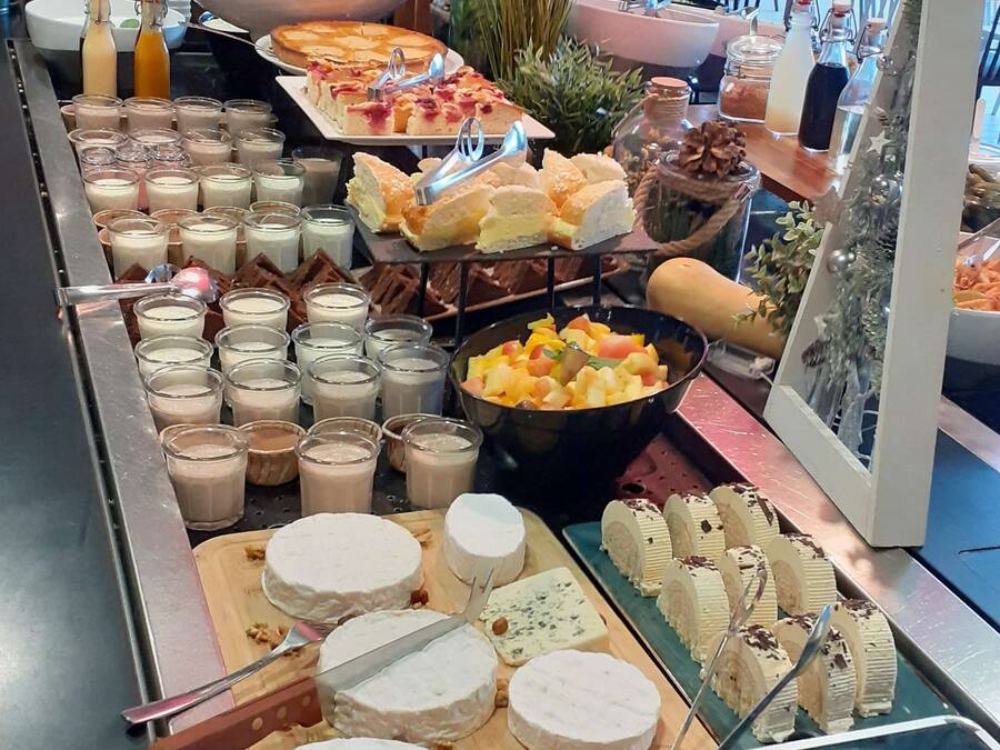 Café da manhã, almoço e jantar