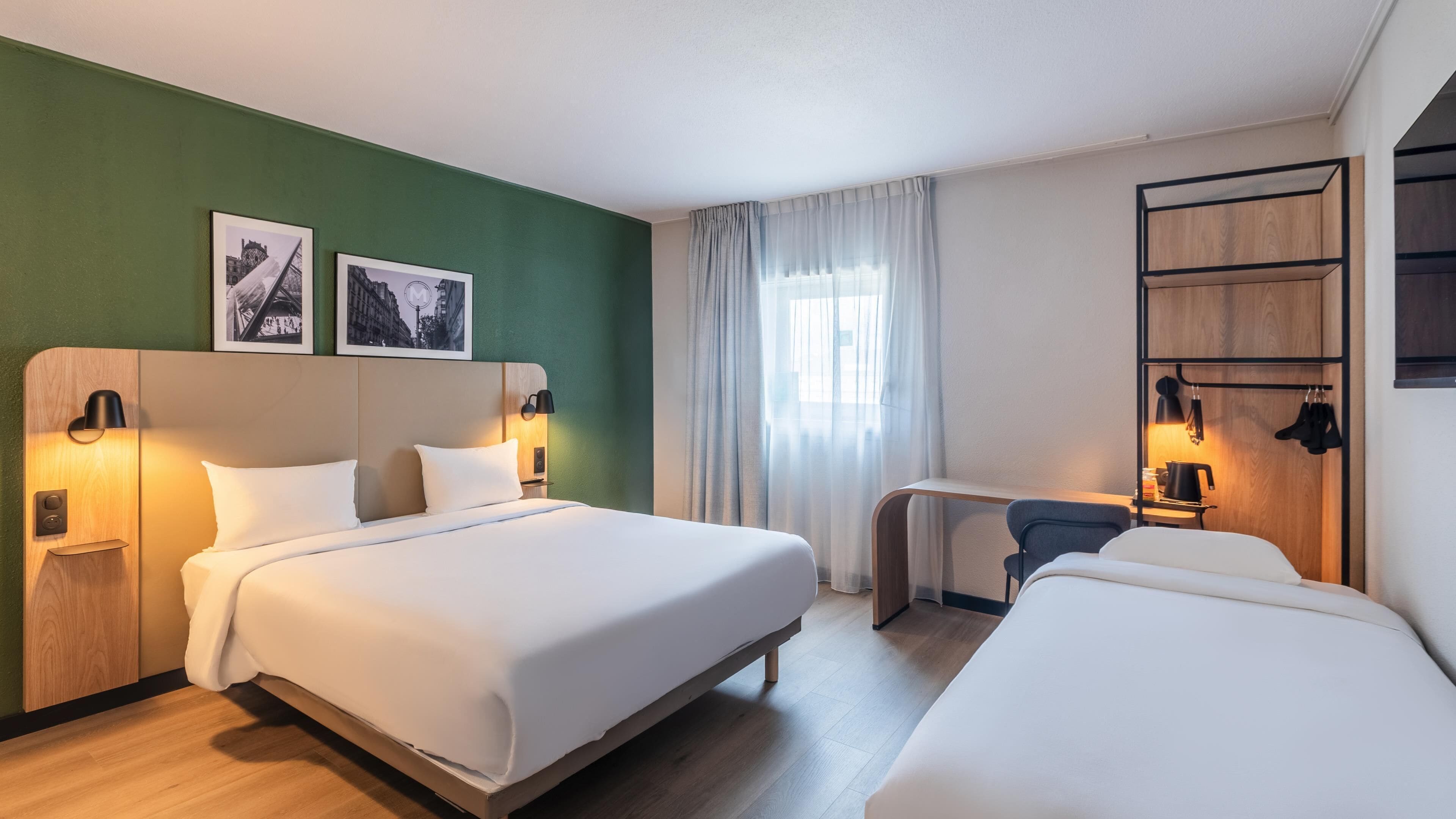 Quarto Standard, 1 cama queen-size | Roupa de alta qualidade, secretária 