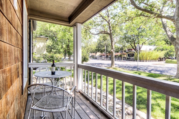 1 quarto, camas de colchão pillowtop, secretária