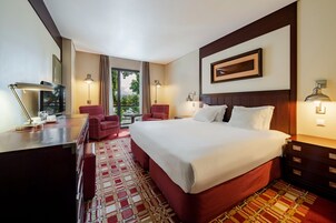 Quarto casal ou duplo | Frigobar, cofres nos quartos, escrivaninha