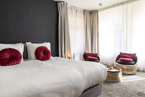 Vila superior, sauna seca | Individualmente decorados, individualmente mobiliados, escrivaninha