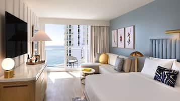 Quarto, 1 cama King, vista parcial para o oceano | 1 quarto, cofres nos quartos, cortinas blackout