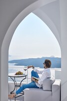 Cosmopolitan Suite - Indoor Jetted Tub | Vista da sacada