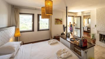 Passionate Room | Minibar, cofre no quarto, secretária, ferro/tábua de engomar