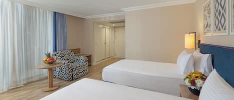 Quarto | 1 quarto, minibar grátis, cofre no quarto, secretária