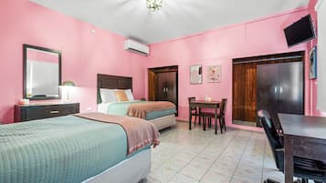 Quarto Duplo, 2 camas de casal | Camas de colchão Select Comfort, secretária, camas desdobráveis