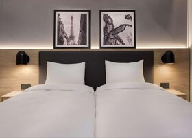 Quarto Standard, 1 cama queen-size | Roupa de alta qualidade, camas de colchão Select Comfort 