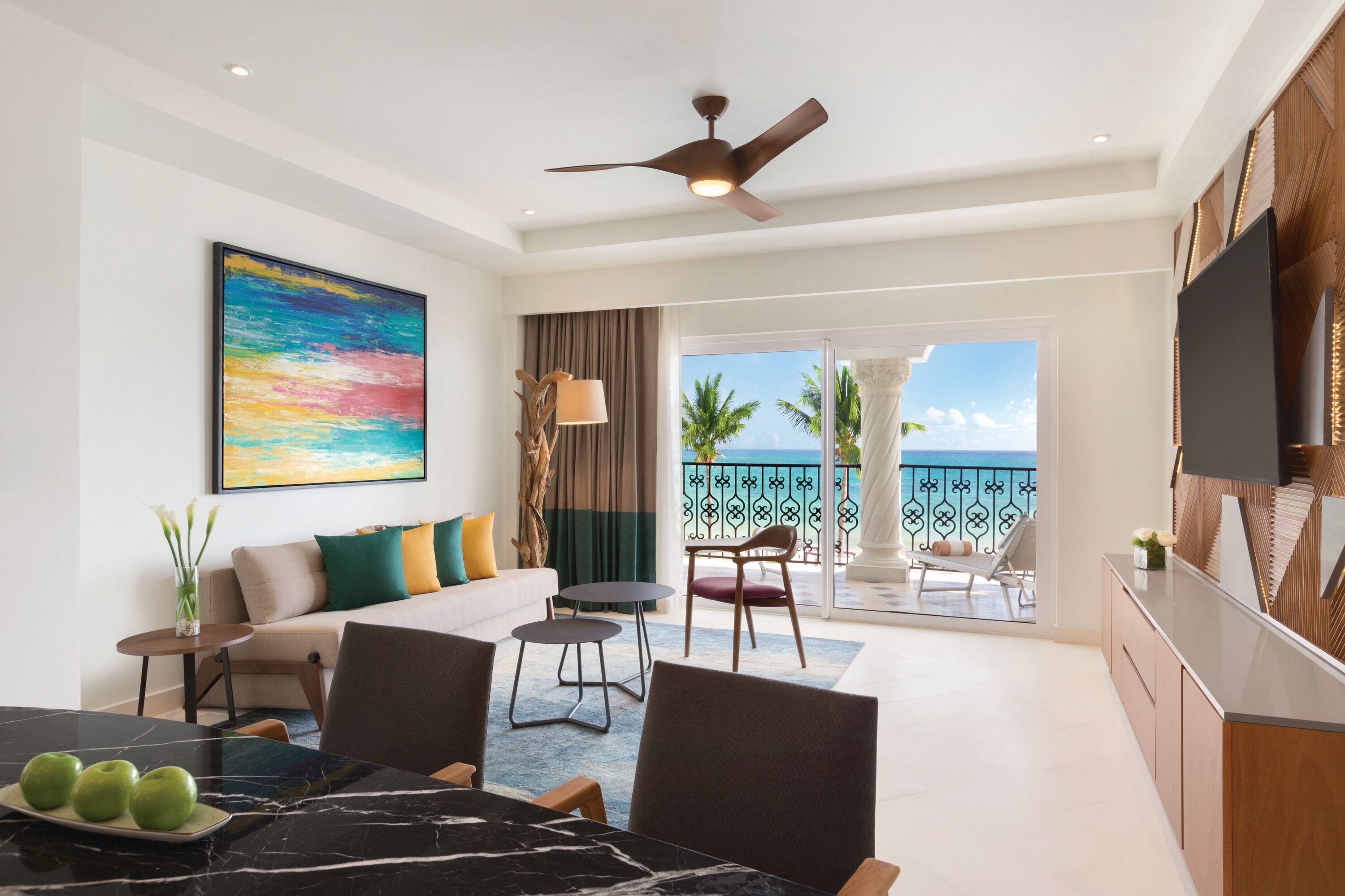 Televisor LED de 55 polegadas com canais via satélite, televisor 