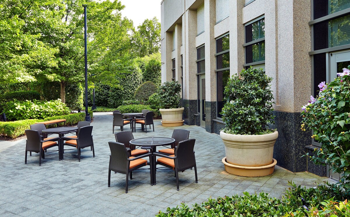 InterContinental Buckhead Atlanta, an IHG Hotel Reviews, Deals & Photos ...