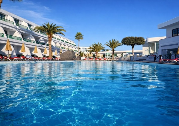 Piscina externa