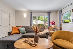 Suite Familiar | Com decoração personalizada, com mobília individualizada, Wi-fi grátis 