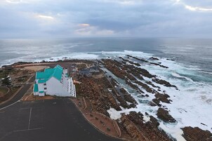 Perto da praia, areia branca