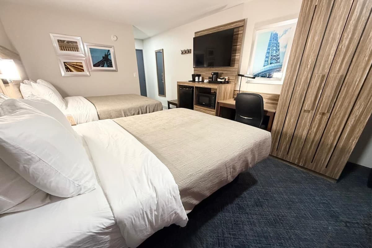 Quarto Standard, 2 camas queen-size, não fumadores | 1 quarto, Wi-fi grátis