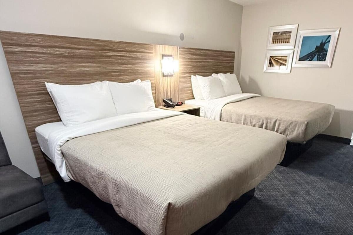 Quarto Standard, 2 camas queen-size, não fumadores | 1 quarto, Wi-fi grátis