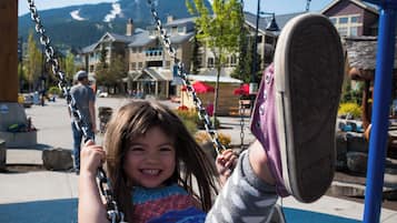 Área de recreio para crianças (ao ar livre)