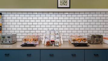 Pequeno-almoço continental diário incluído