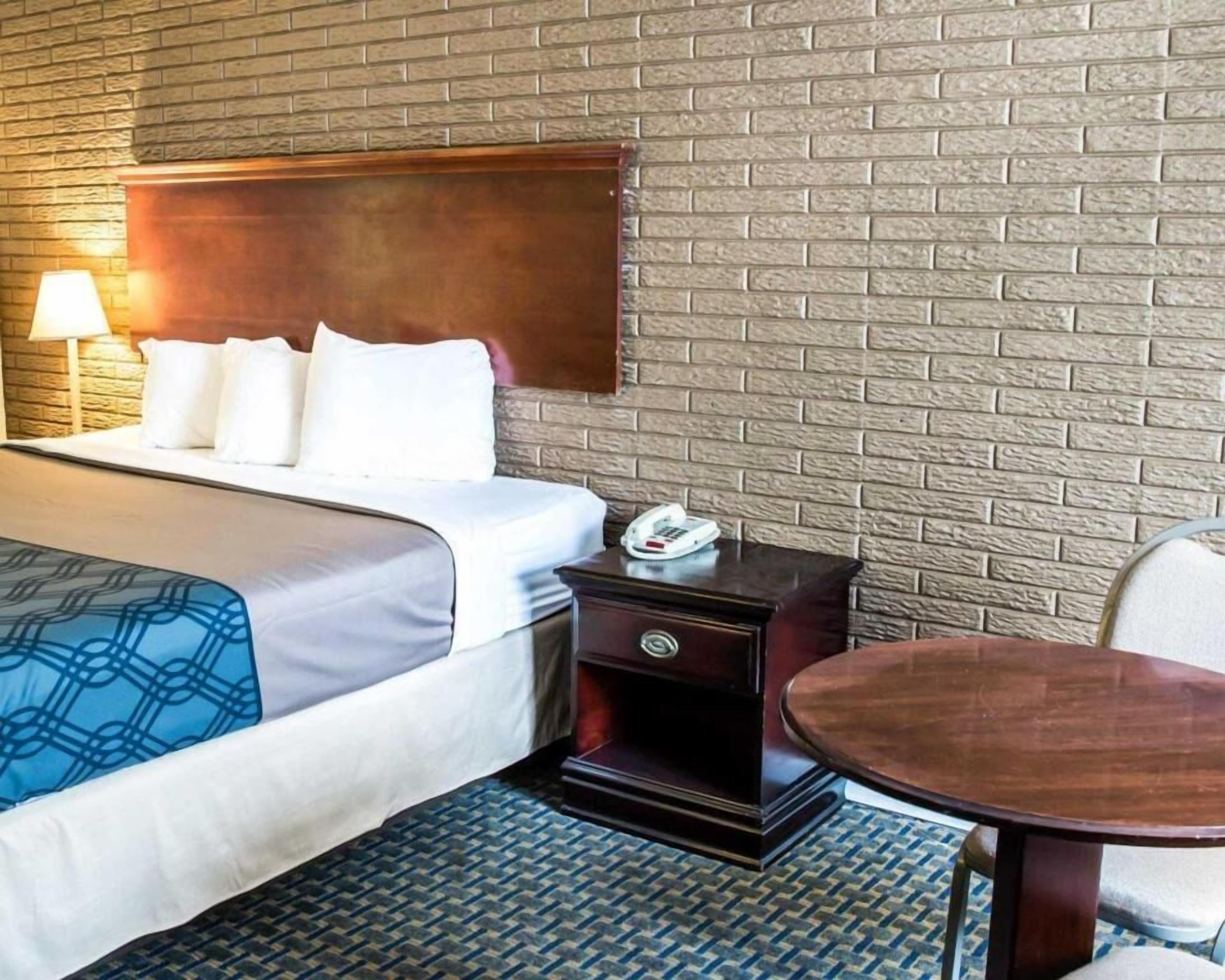 Wi-fi grátis, roupa de cama fornecida 