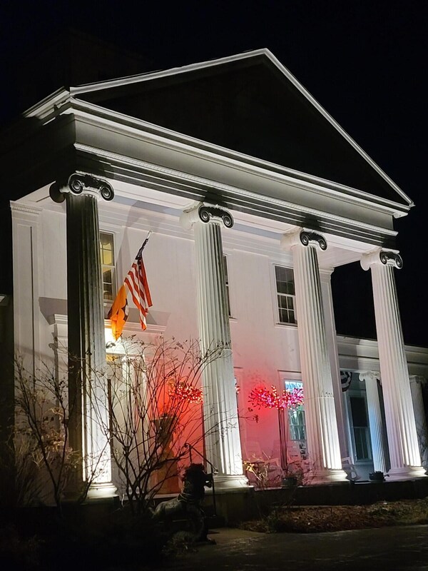 House Of 1833 Bed & Breakfast & Gardens - Westerly, RI