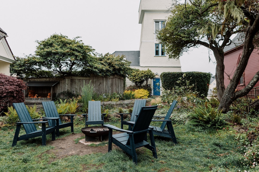 Maccallum House Inn - Mendocino, CA