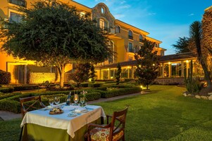 Espaço exterior para banquetes