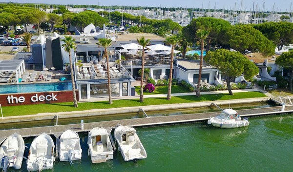 Le Spinaker Boutique Hôtel Restaurant - Aigues-Mortes