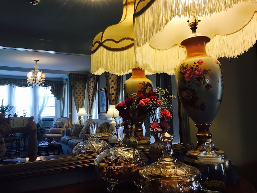 The Carriage House B&b - Long Branch, NJ