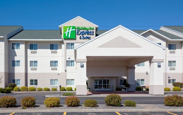 Holiday Inn Express And Suites Stevens Point By Ihg - Stevens Point, WI