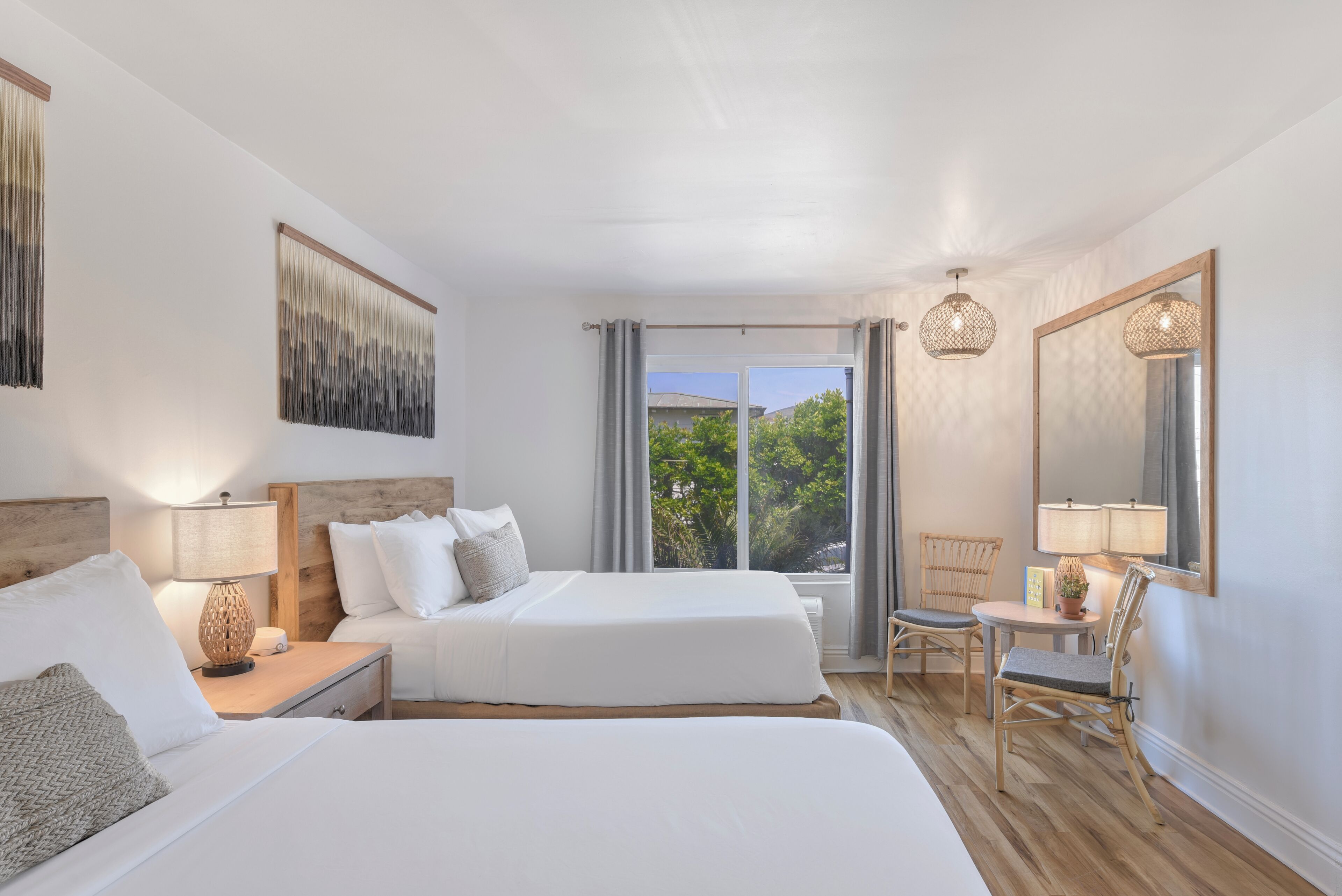Quarto Standard, 2 camas de casal | Roupa de alta qualidade, camas de colchão viscoelástico 