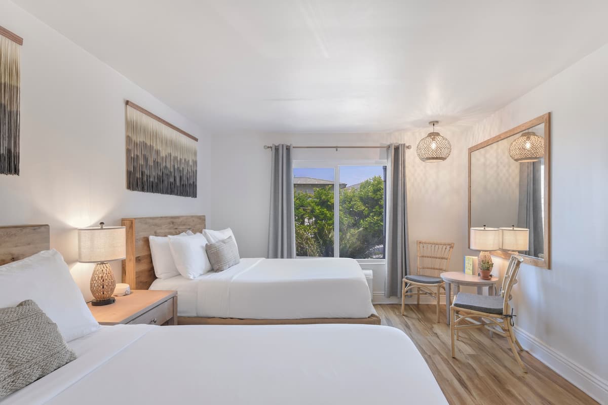 Quarto Standard, 2 camas de casal | Roupa de alta qualidade, camas de colchão viscoelástico 