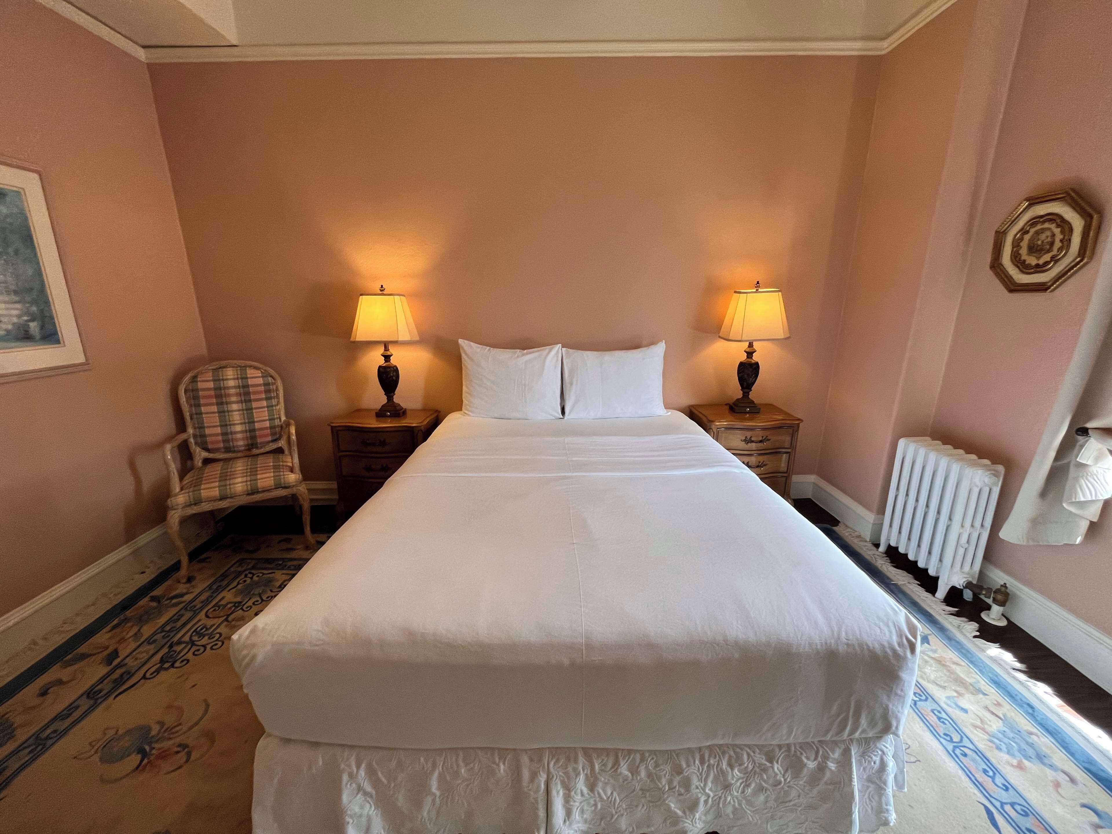 Roupa de alta qualidade, com decoração personalizada 