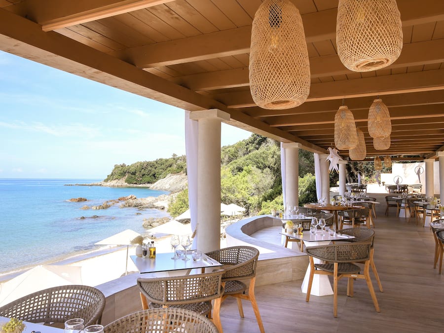 2 restaurantes, café da manhã, culinária francesa