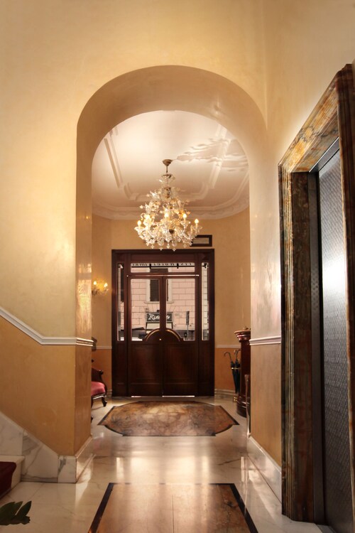 Hotel Solis Reviews, Deals & Photos 2024 - Expedia