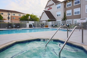 Banheira de hidromassagem exterior