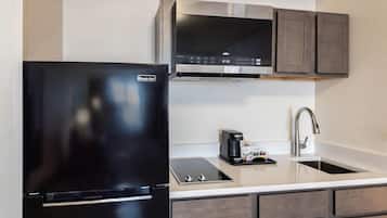 1 quarto, roupas de cama antialérgicas, escrivaninha, cortinas blackout